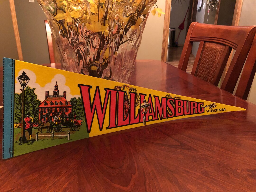 Vintage Williamsburg Virginia Pennant - Etsy