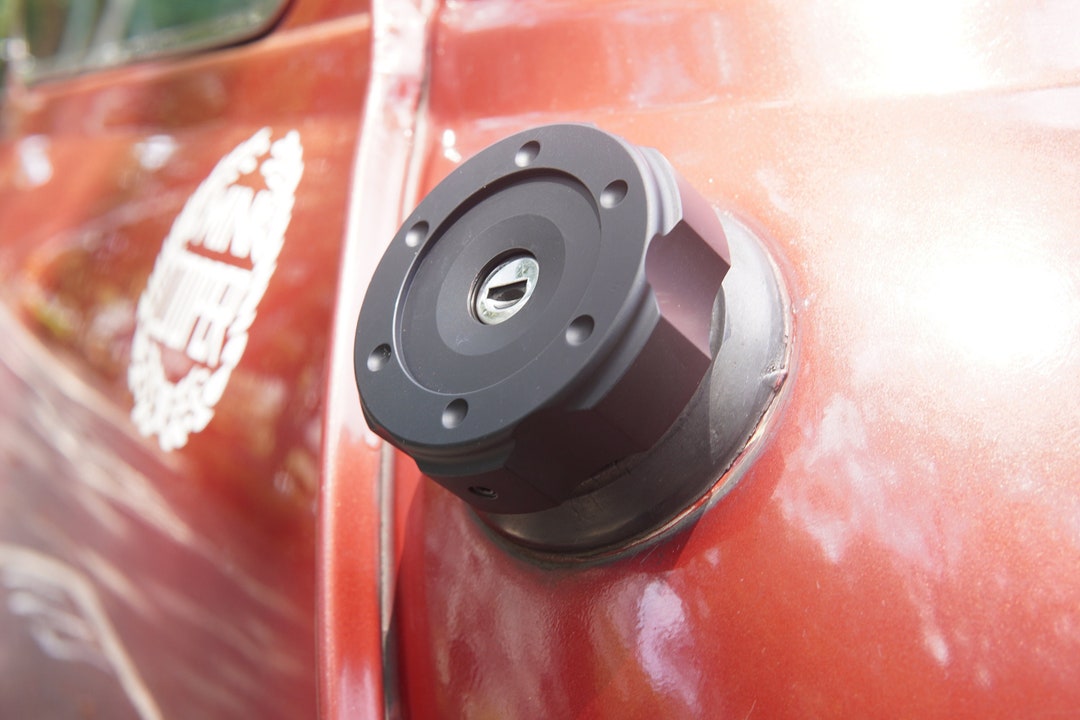 Hexagon Billet Aluminum CNC Petrol Fuel Gas Cap Outer Cover for Classic ...