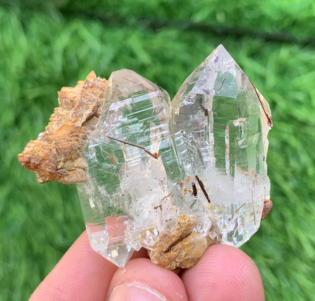 Natural Red Rutile Inclusion Quartz Crystal From Hashupi Mine Pakistan ...