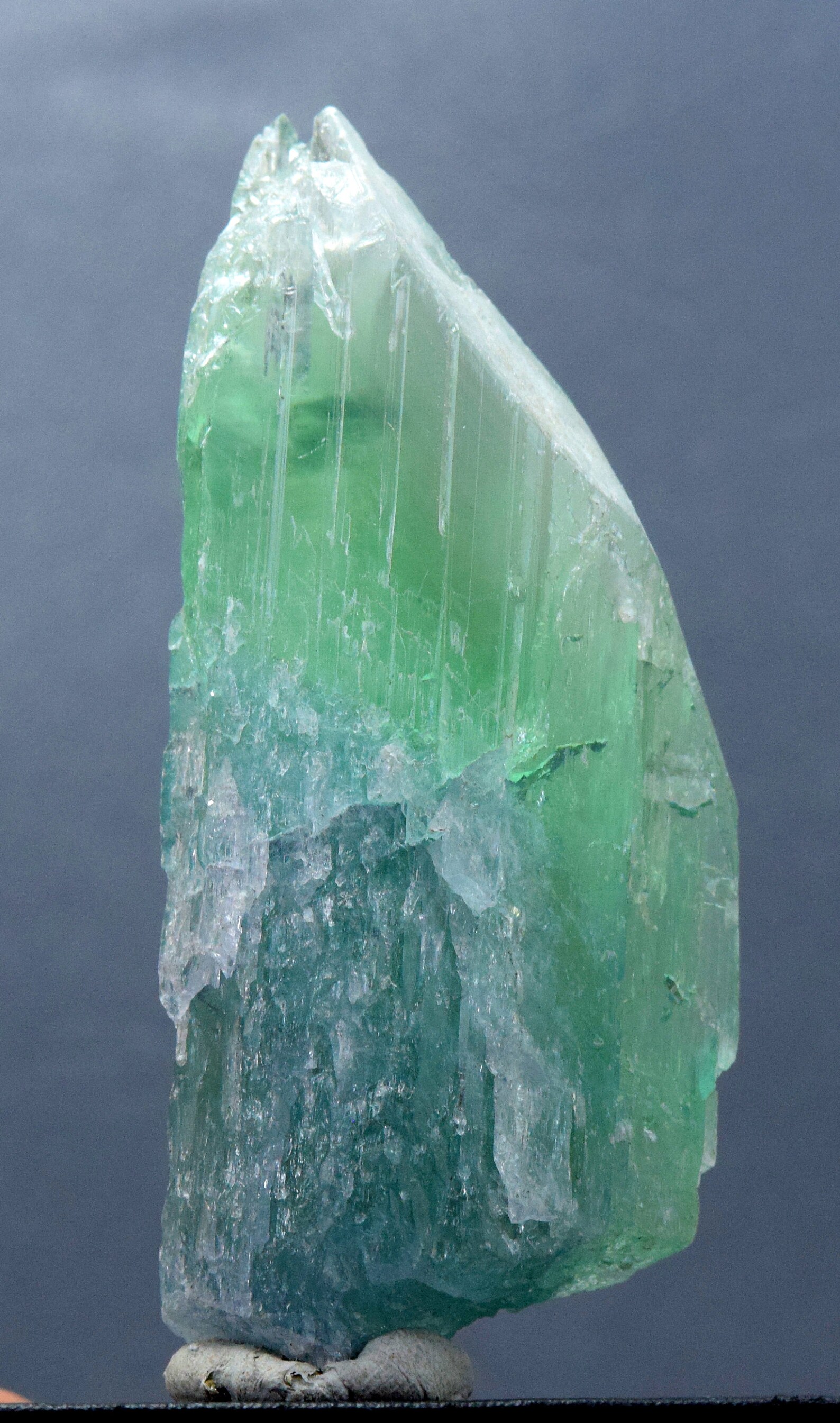 Natural Kunzite Crystal Natural Green Kunzite Crystal From - Etsy Denmark