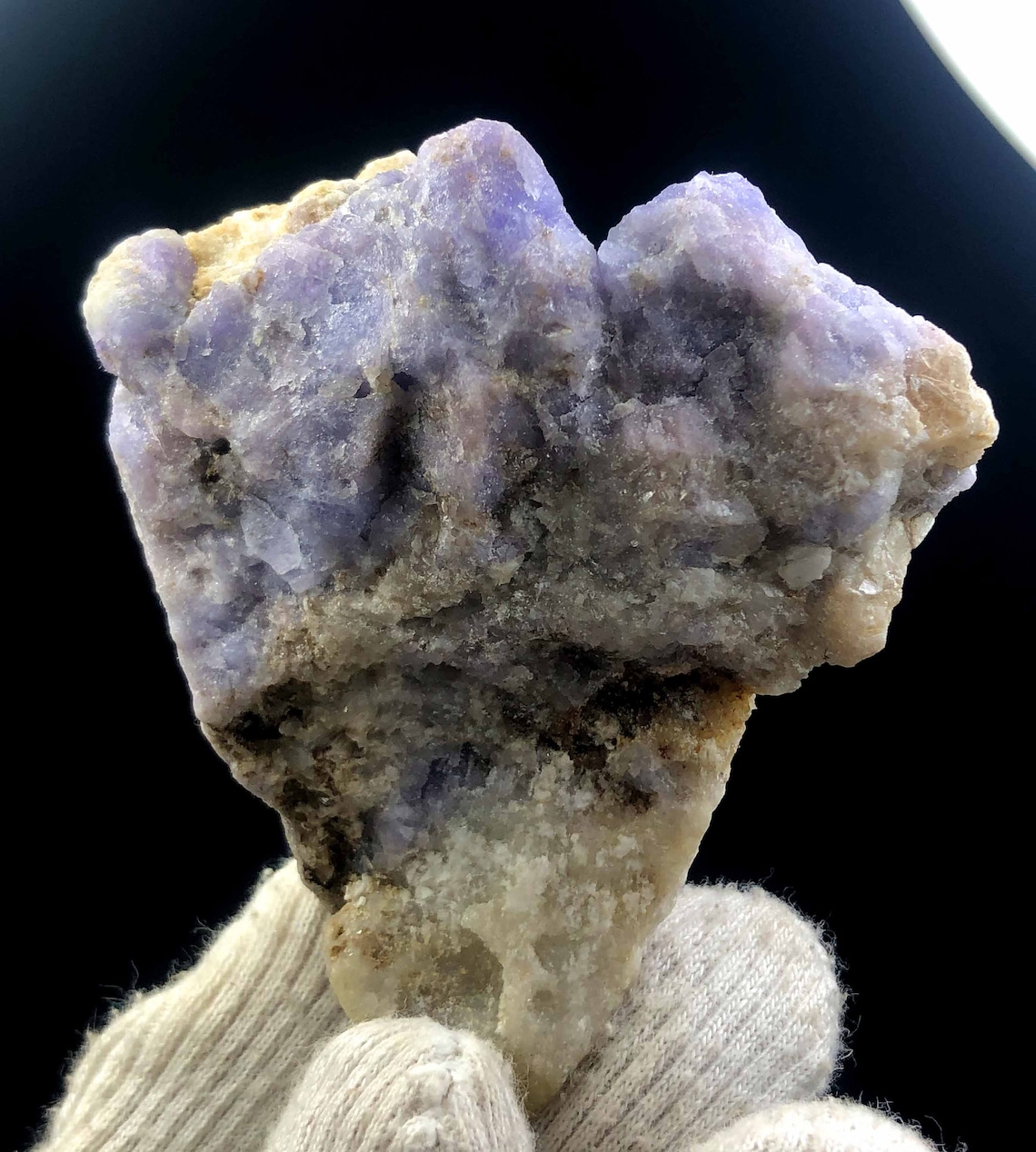 Hackmanite Specimen Fluorescent Hackmanite Crystal on Matrix - Etsy UK