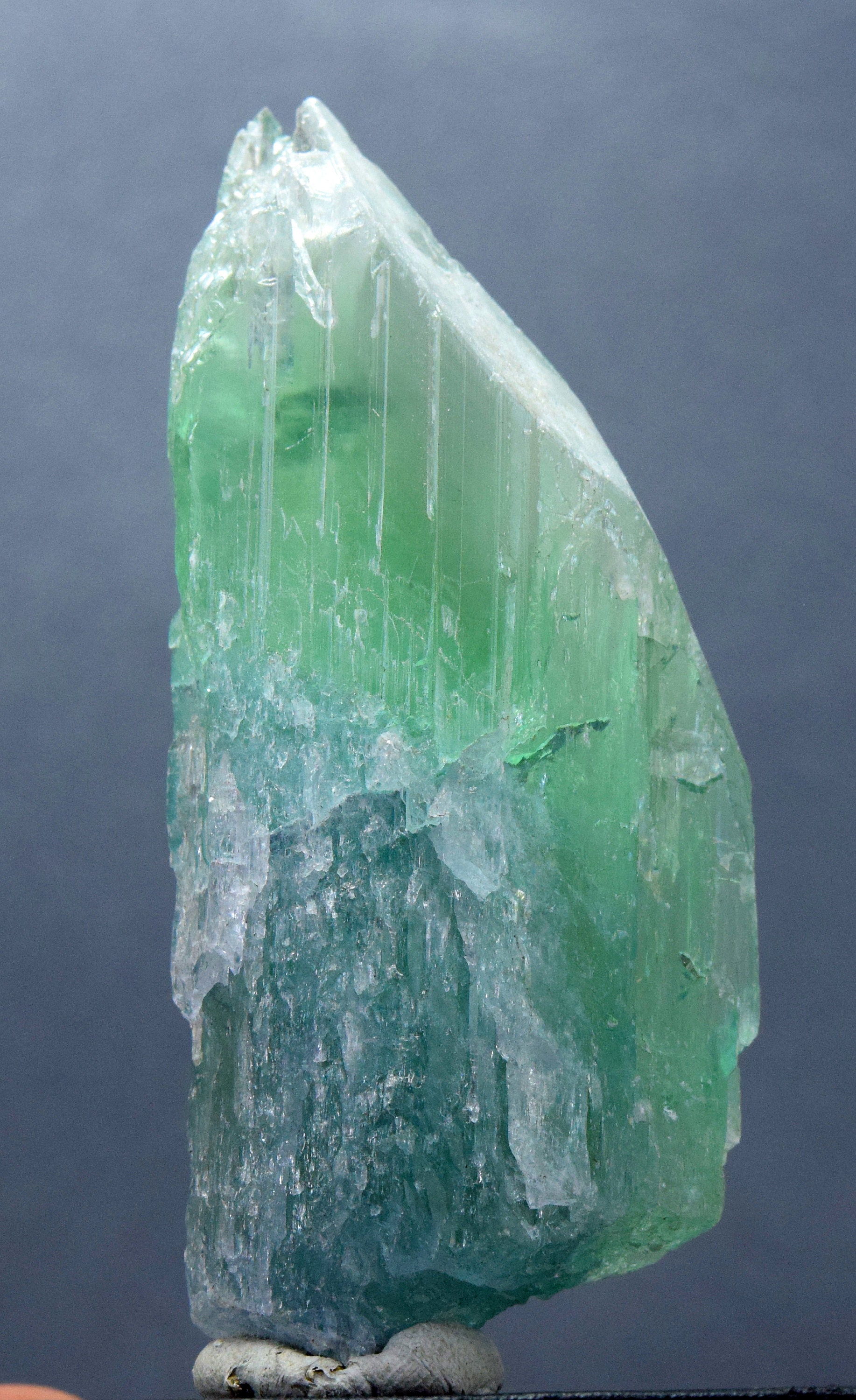 Natural Kunzite Crystal Natural Green Kunzite Crystal From - Etsy Denmark