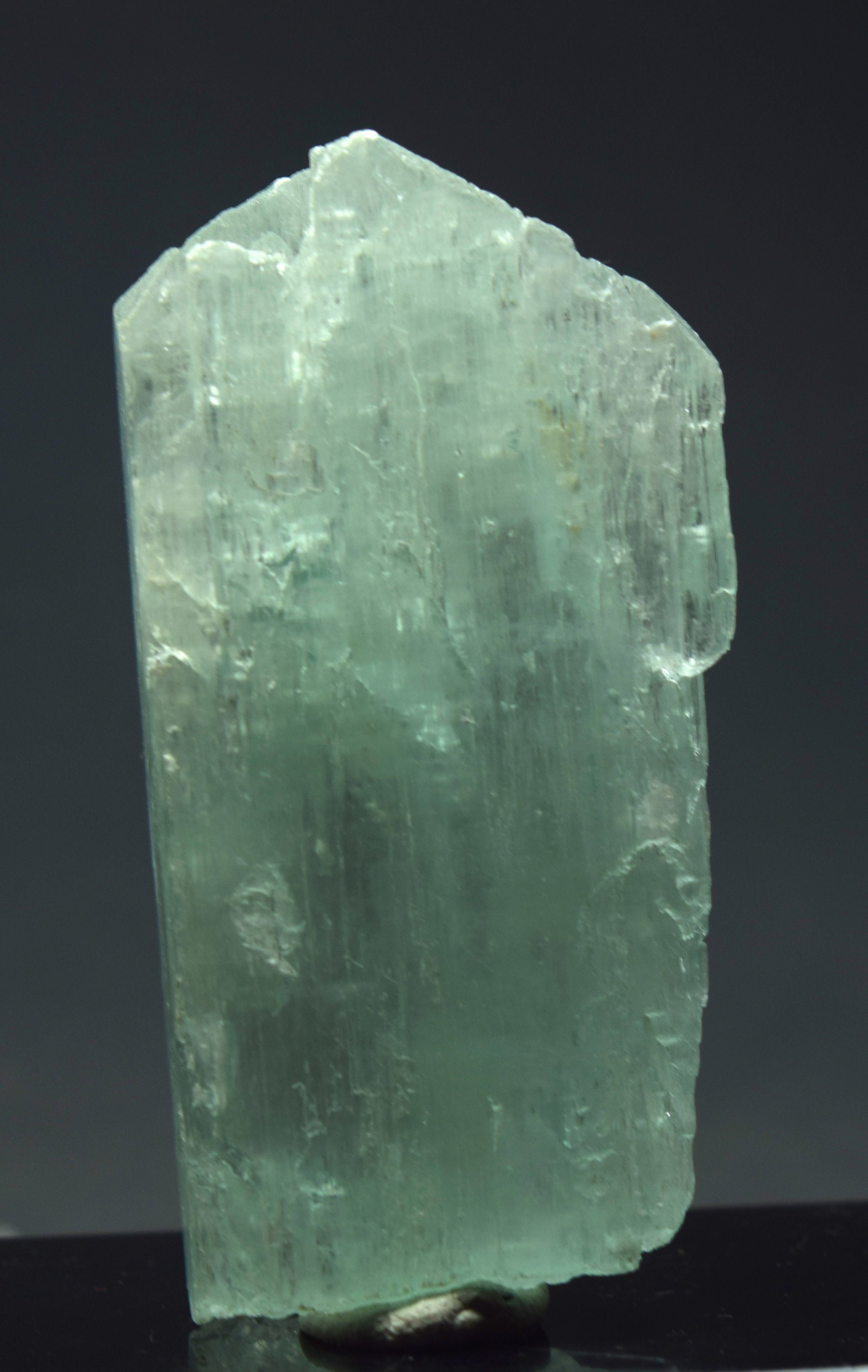 Natural Kunzite Crystal Natural Green Kunzite Crystal From - Etsy UK