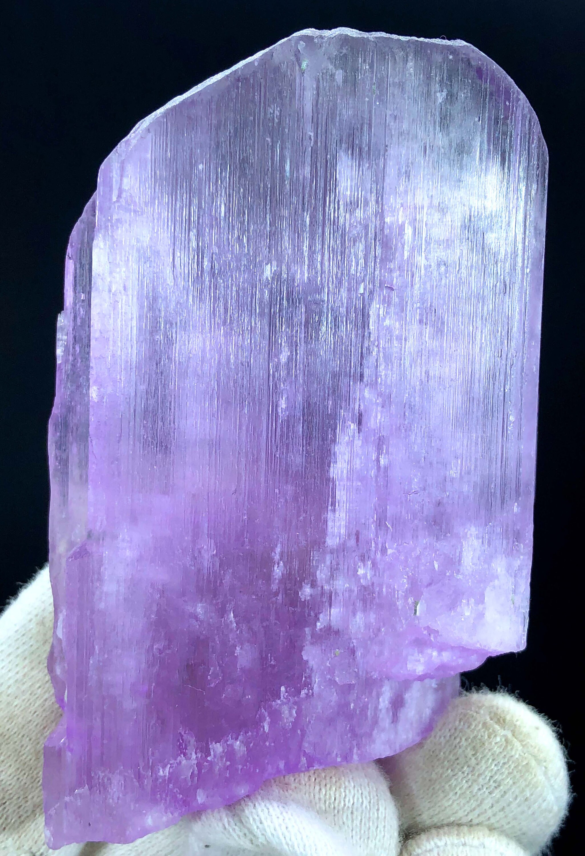 Natural Pink Color DT Kunzite Crystal, Raw Mineral, Kunzite Crystal ...