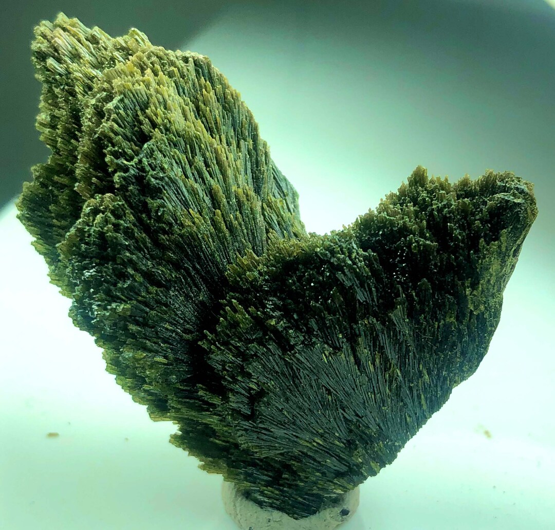 Epidote Specimen Orange Head Epidote Crystals Cluster From - Etsy