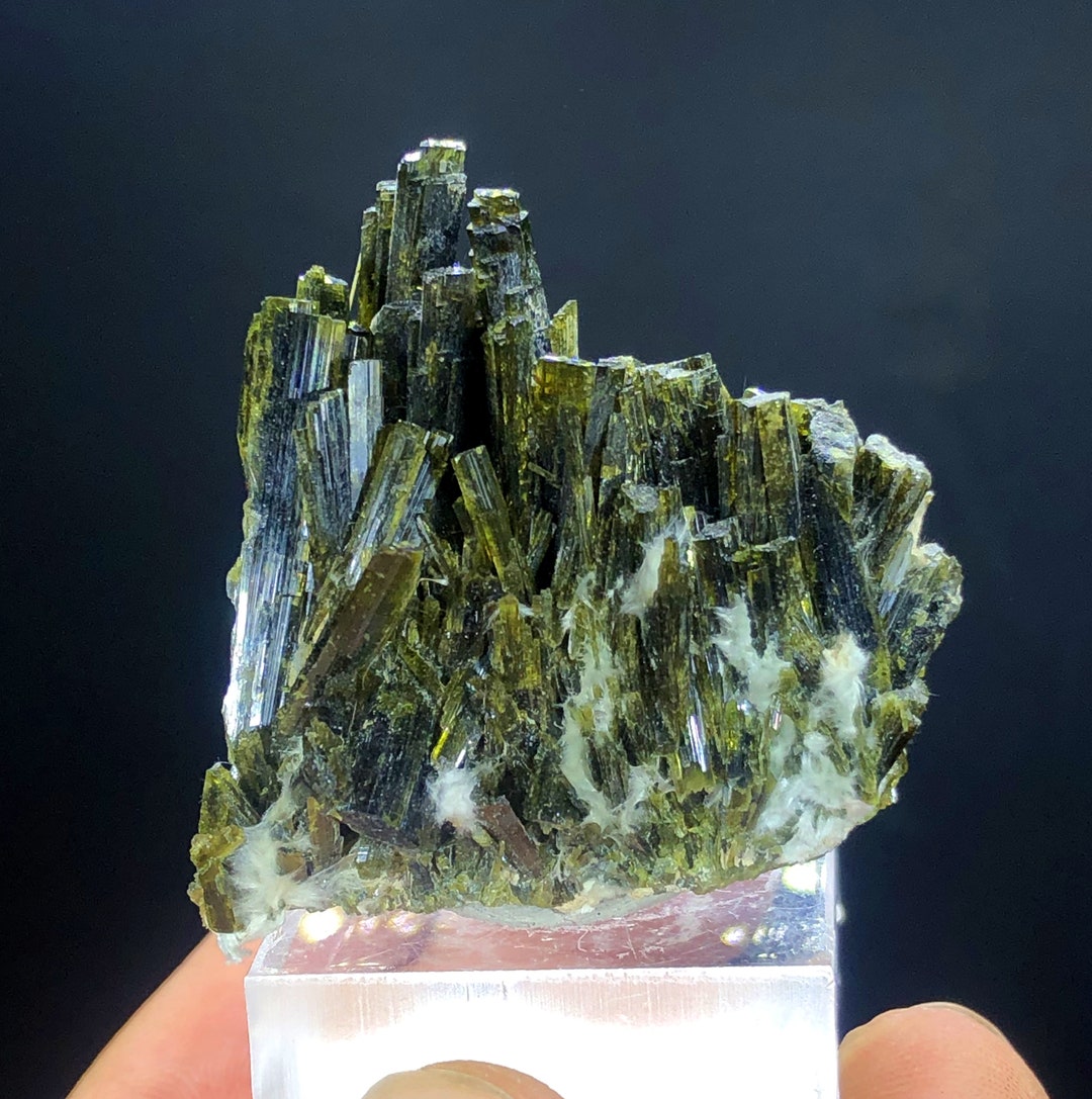 Green Epidote Crystals, Epidote Cluster, Natural Epidote, Epidote Stone, Mineral Specimen, Raw ...