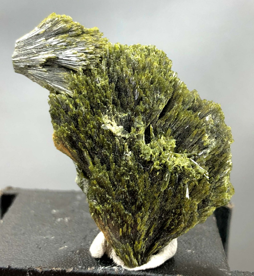 Epidote Exemplar, Orange Kopf Epidote Kristalle Cluster von Skardu ...