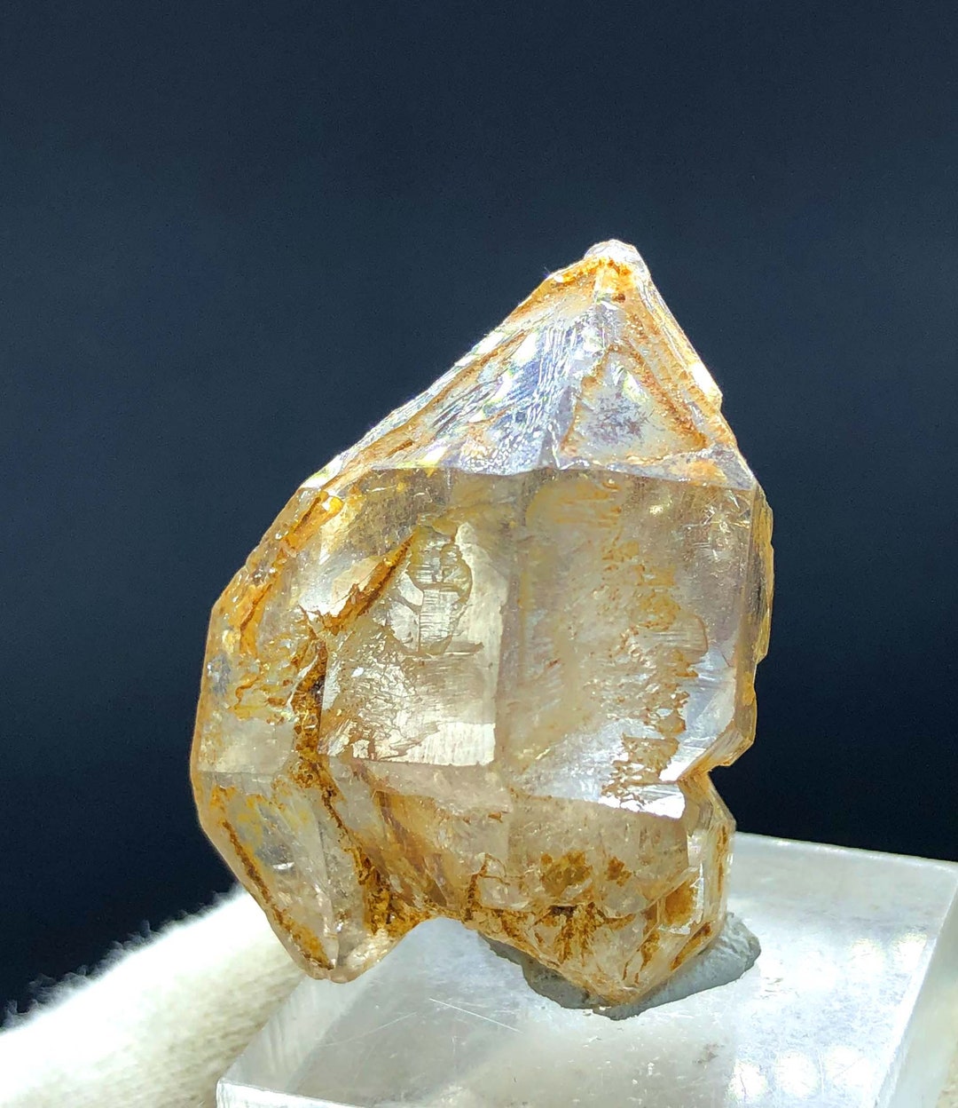 Natural Yellow Color Window Quartz Crystal, Natural Quartz, Terrminated ...