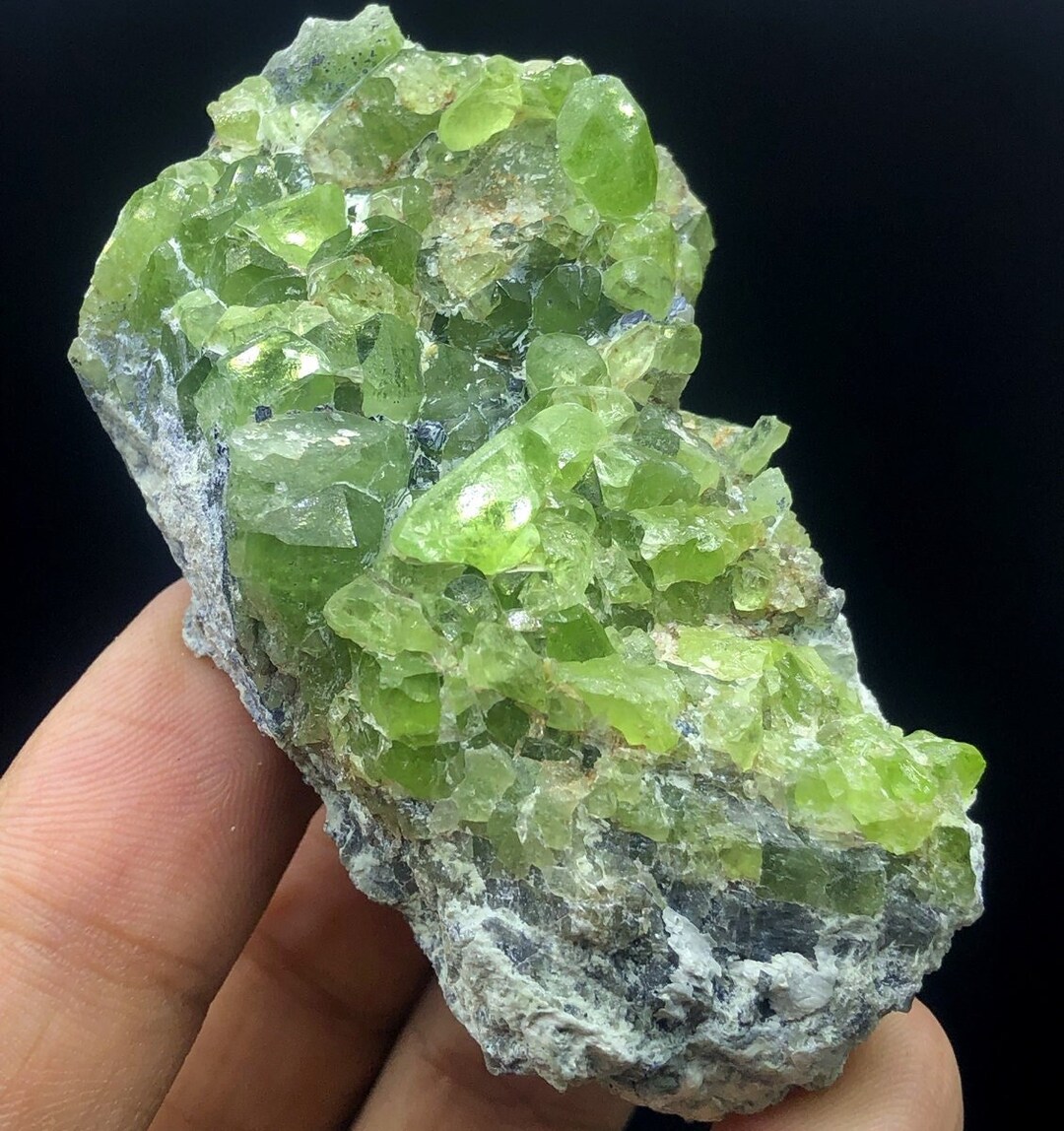 Natural Peridot Specimen , Raw Peridot, Peridot Cluster , Peridot ...