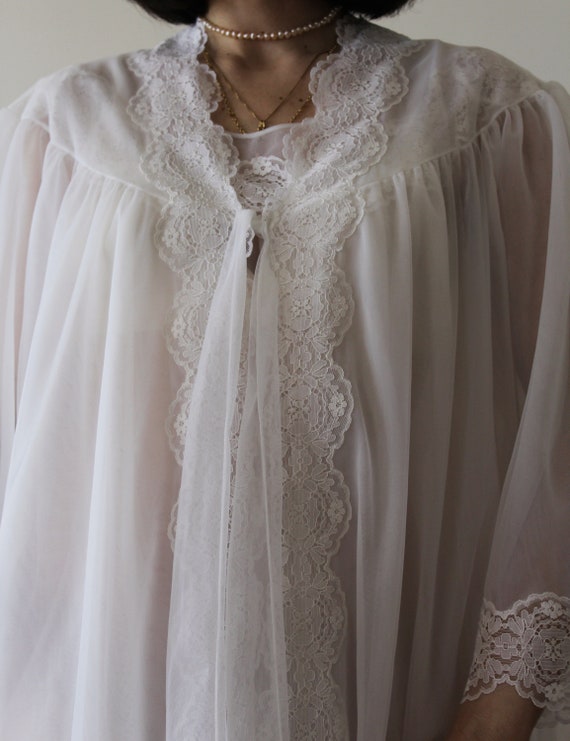 Vintage 60s white tulle and lace night set - Gem