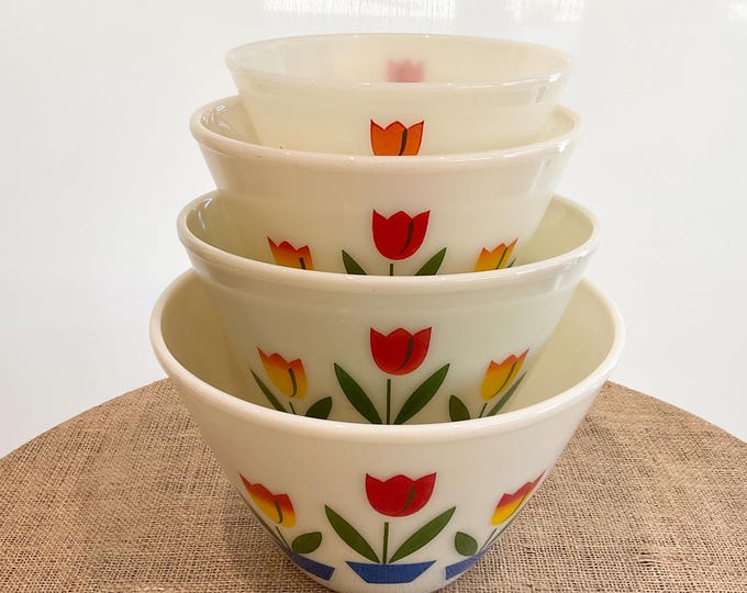 Fire-king Ivory Tulip Mixing Bowls, Set of 4 (C) - Etsy