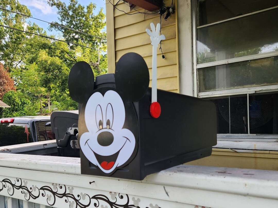 Painted Mickey Mailbox With Custom Hand for Pickup Flag - Etsy