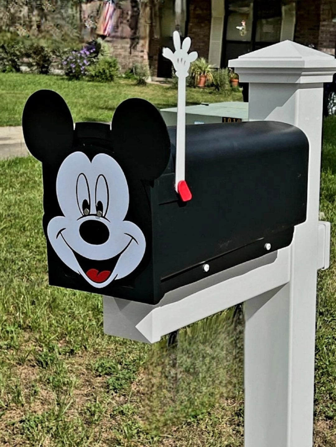Mickey Mailbox Fully Painted and Assembled - Etsy
