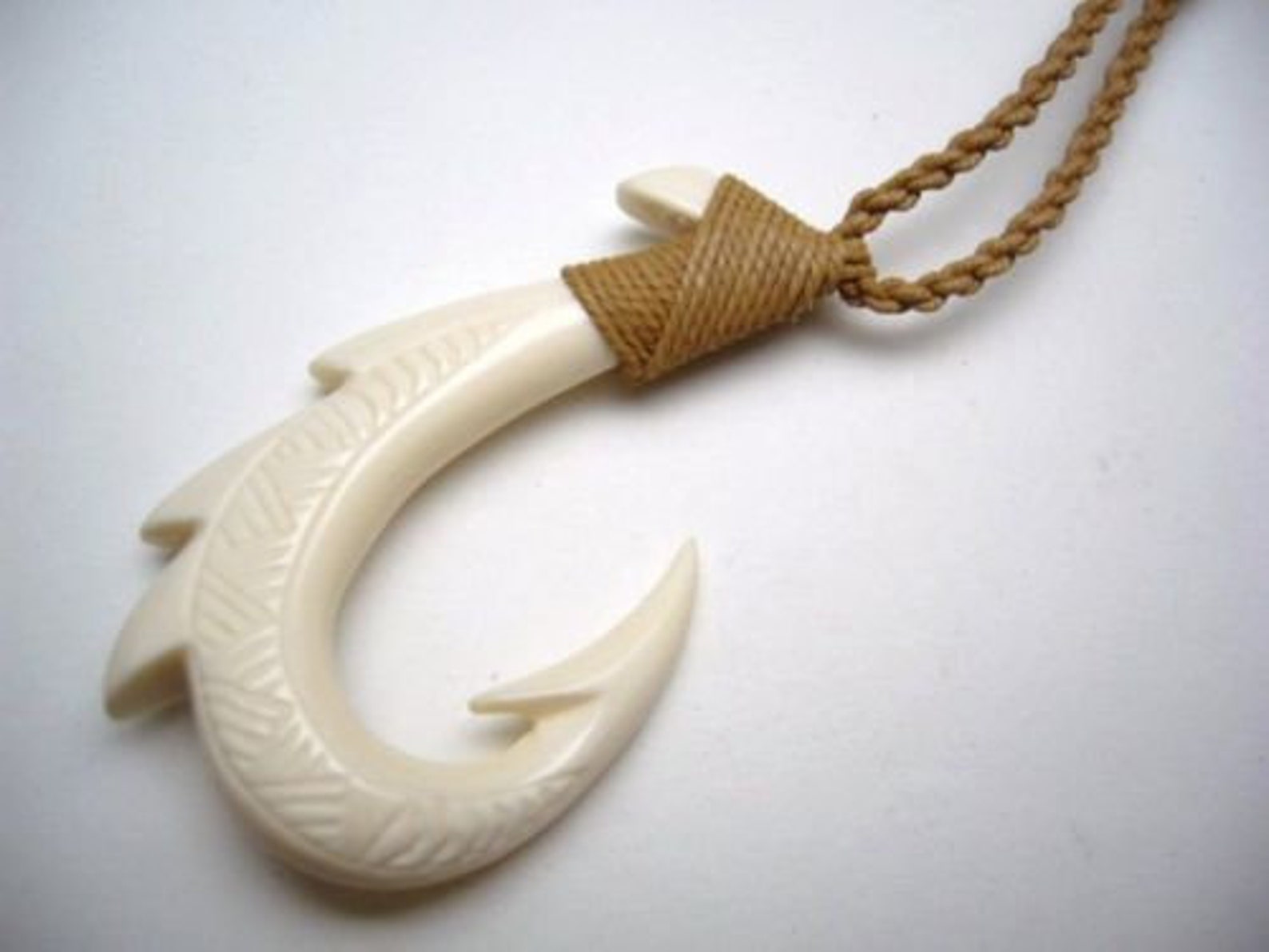 Maori Hei Matau New Zealand Fish Hook Bone Necklace Choker - Etsy
