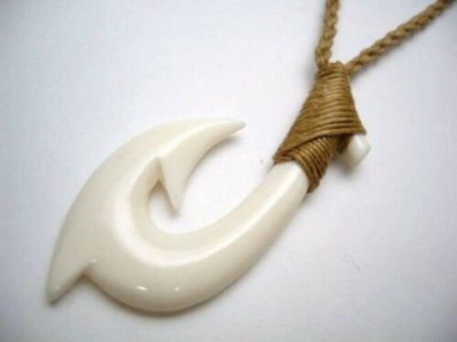 Maori Hei Matau New Zealand Fish Hook Buffalo Bone Necklace - Etsy
