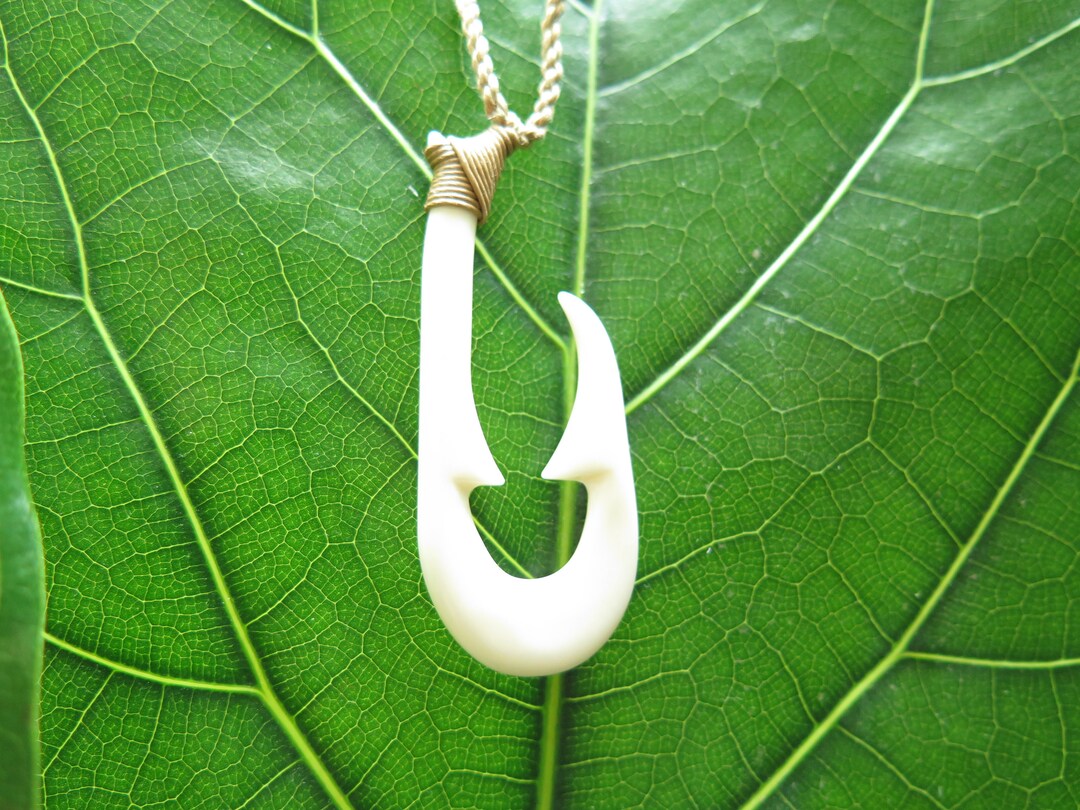 Natural Carved Fish Hook White Buffalo Bone Elongated Tribal Hawaiian ...