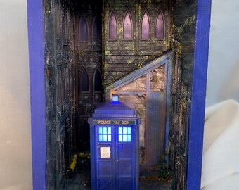Book Nook Tardis - Etsy