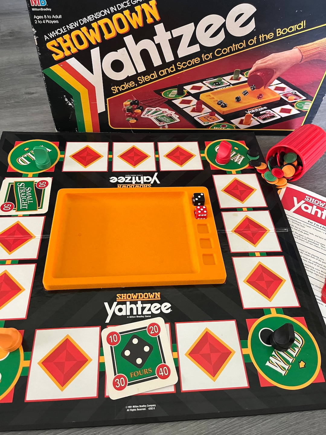 Vintage/ 1991/ Showdown/ Yahtzee/ Dice Game/ Milton Bradley/ Made in ...