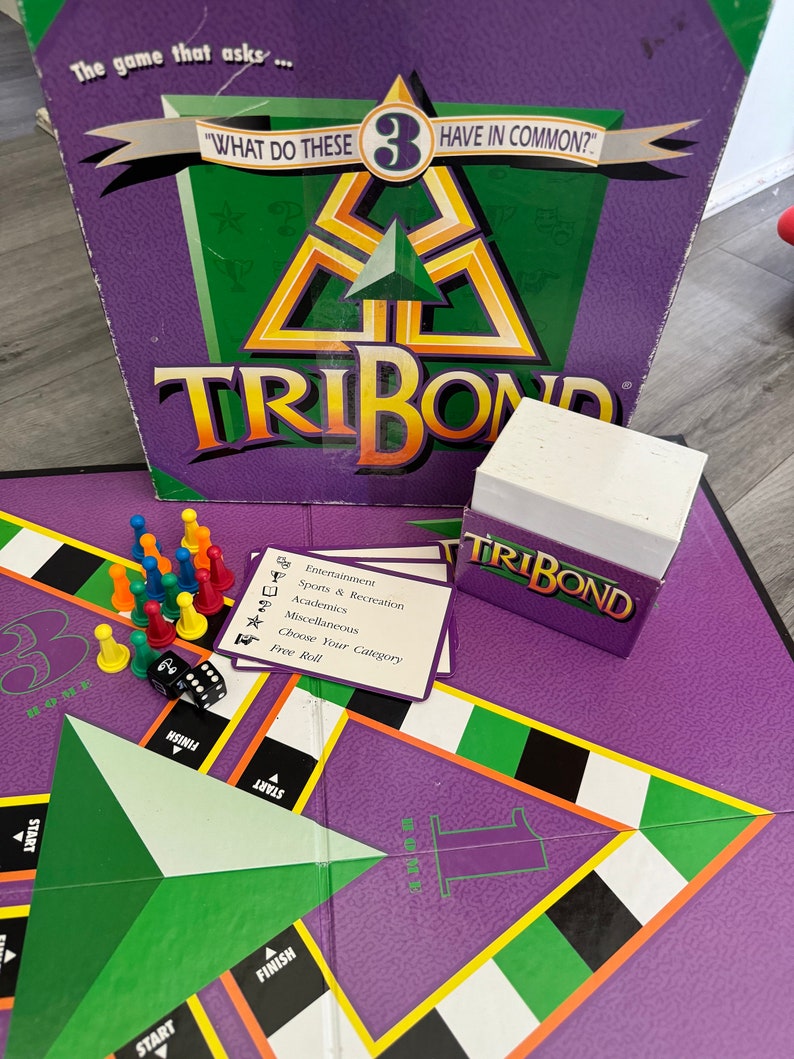 Vintage/ 1992/ Tribond/ Board Game/ Clue Set Cards/ Volume 1/ Complete ...