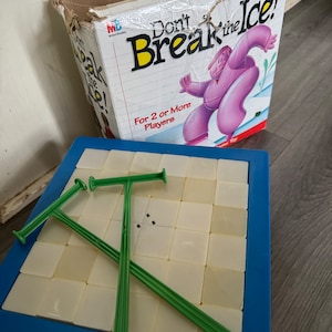 Vintage/ 1993/ Dont Break the Ice/ Game/ Grade School Game/ Milton ...