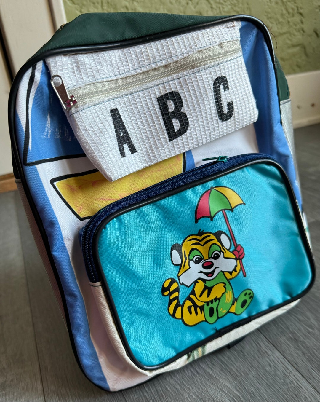 Vintage/ Kids/ Backpack/ ABC/ Tiger/ Sailboat/ Good Condition - Etsy