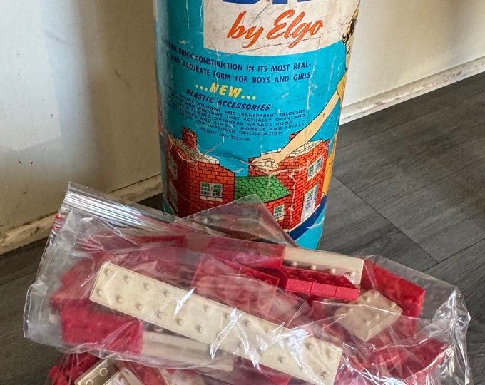 Vintage/ 1950s/ American Plastic Bricks/ by Elgo/ Fair Condition ...