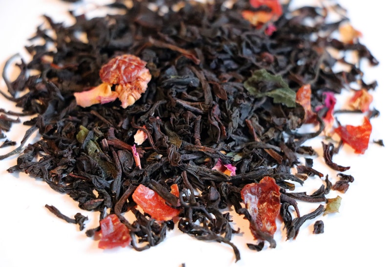 Raspberry Black Tea and White Tea / Loose Leaf Tea / Fruit Tea | Etsy