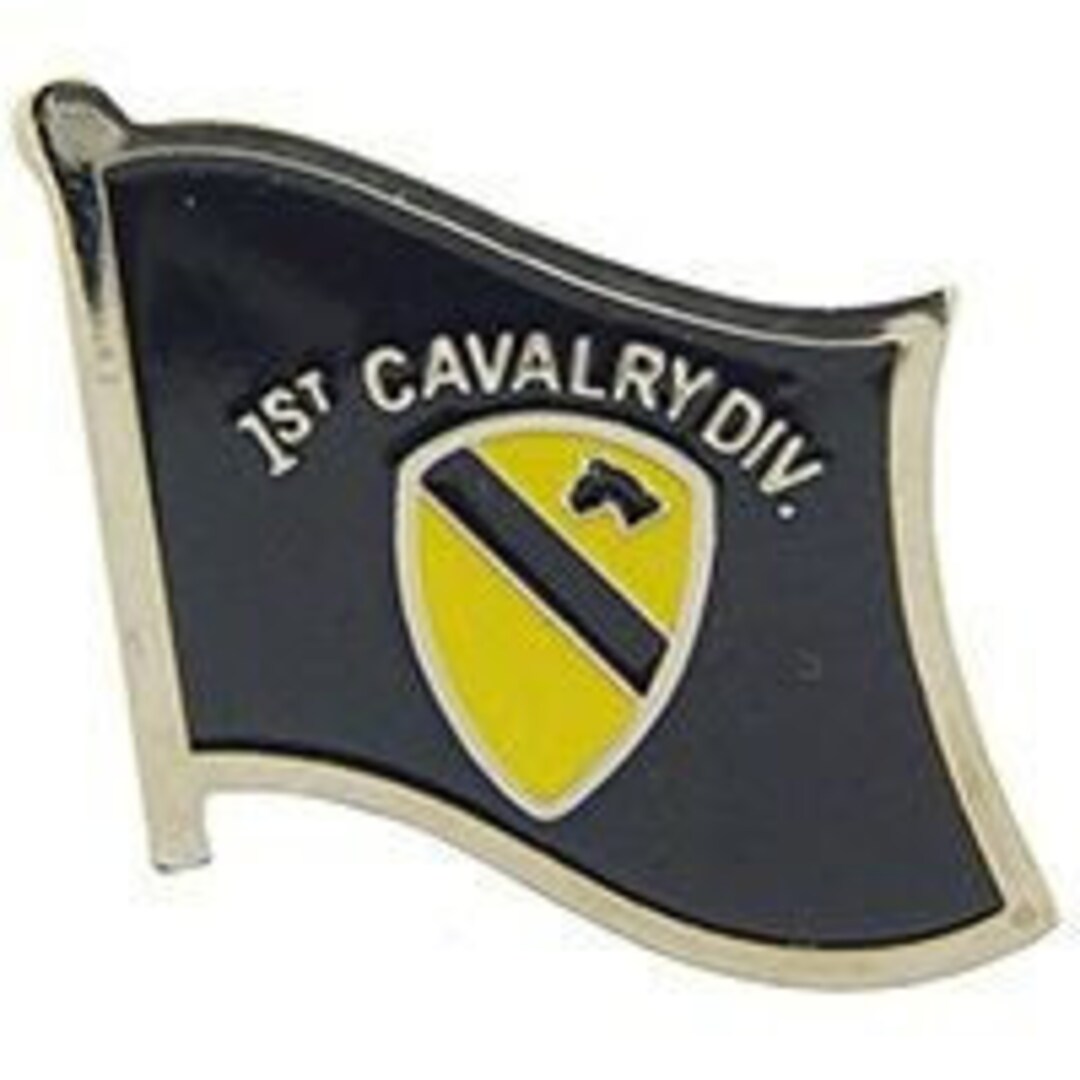 US ARMY 1st Cavalry Division Flag Military Lapel Pin Waiving Flag ...