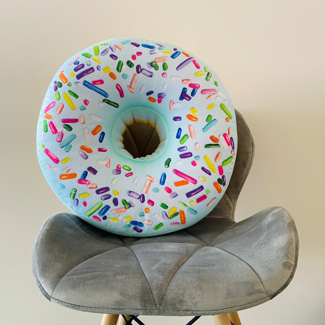 Big Donut Pillow / Doughnut Cushion / Food Pillow / Kids Room - Etsy