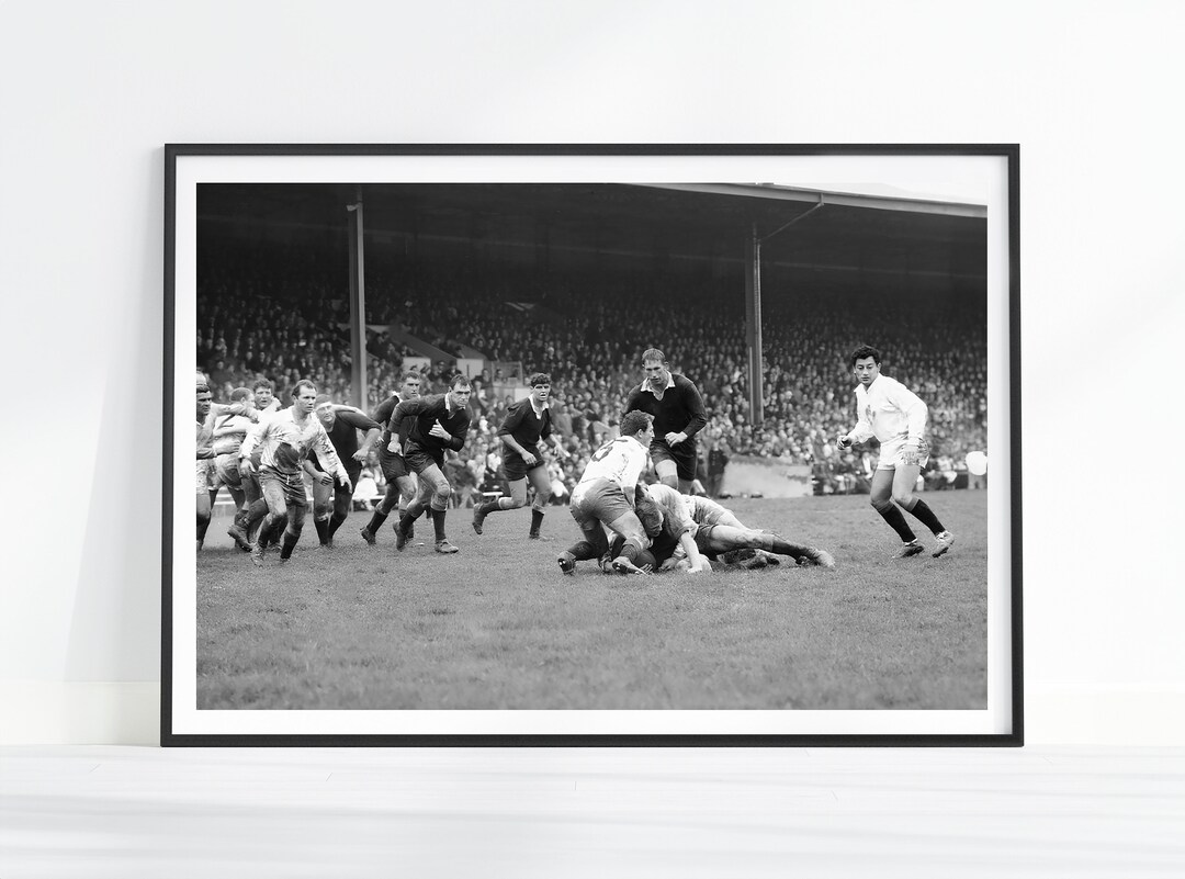 Vintage Rugby Print, Rugby Poster, Rugby Wall Art, Rugby Player Poster ...