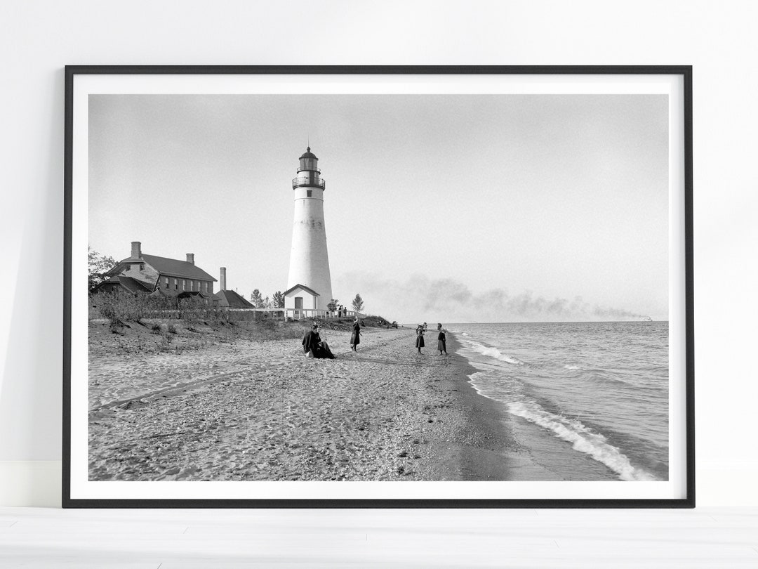 Vintage Lighthouse Print, Lighthouse Wall Art, Black and White ...