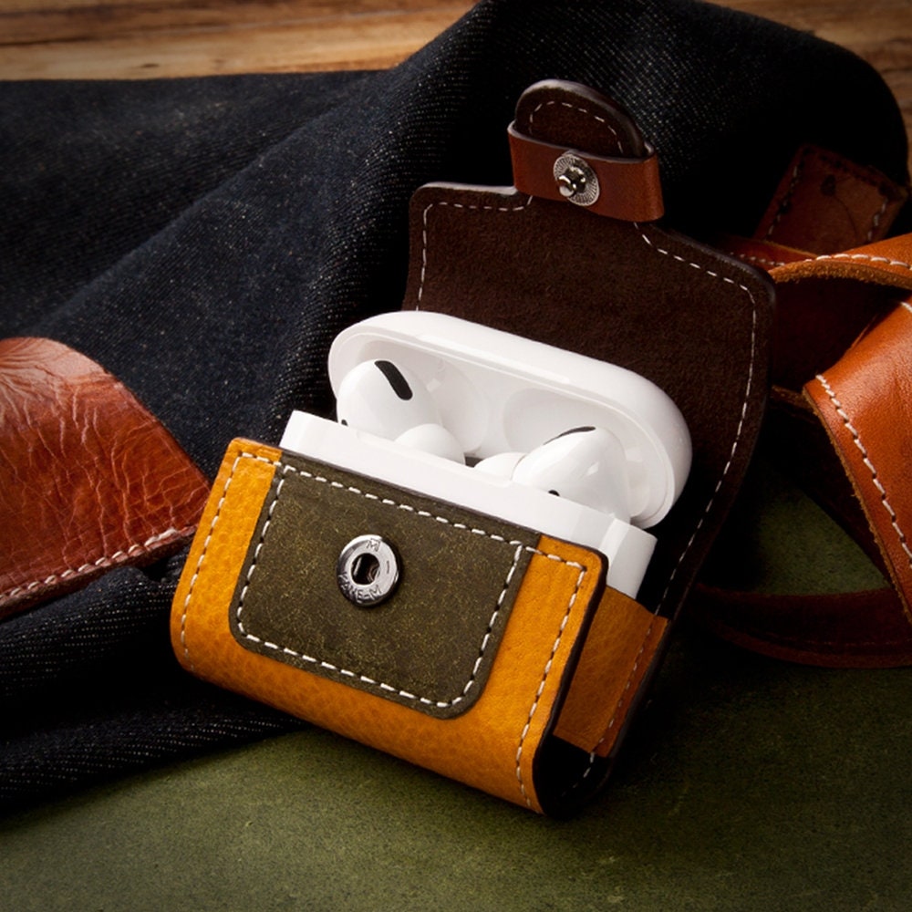 Apple Airpods Pro Leather Case with Personalization initial | Etsy
