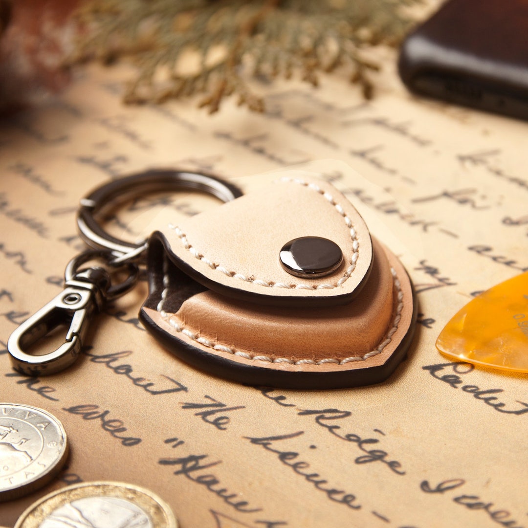 Premium Leather Guitar Pick Holder Guitar Pick Case: V1 - Etsy