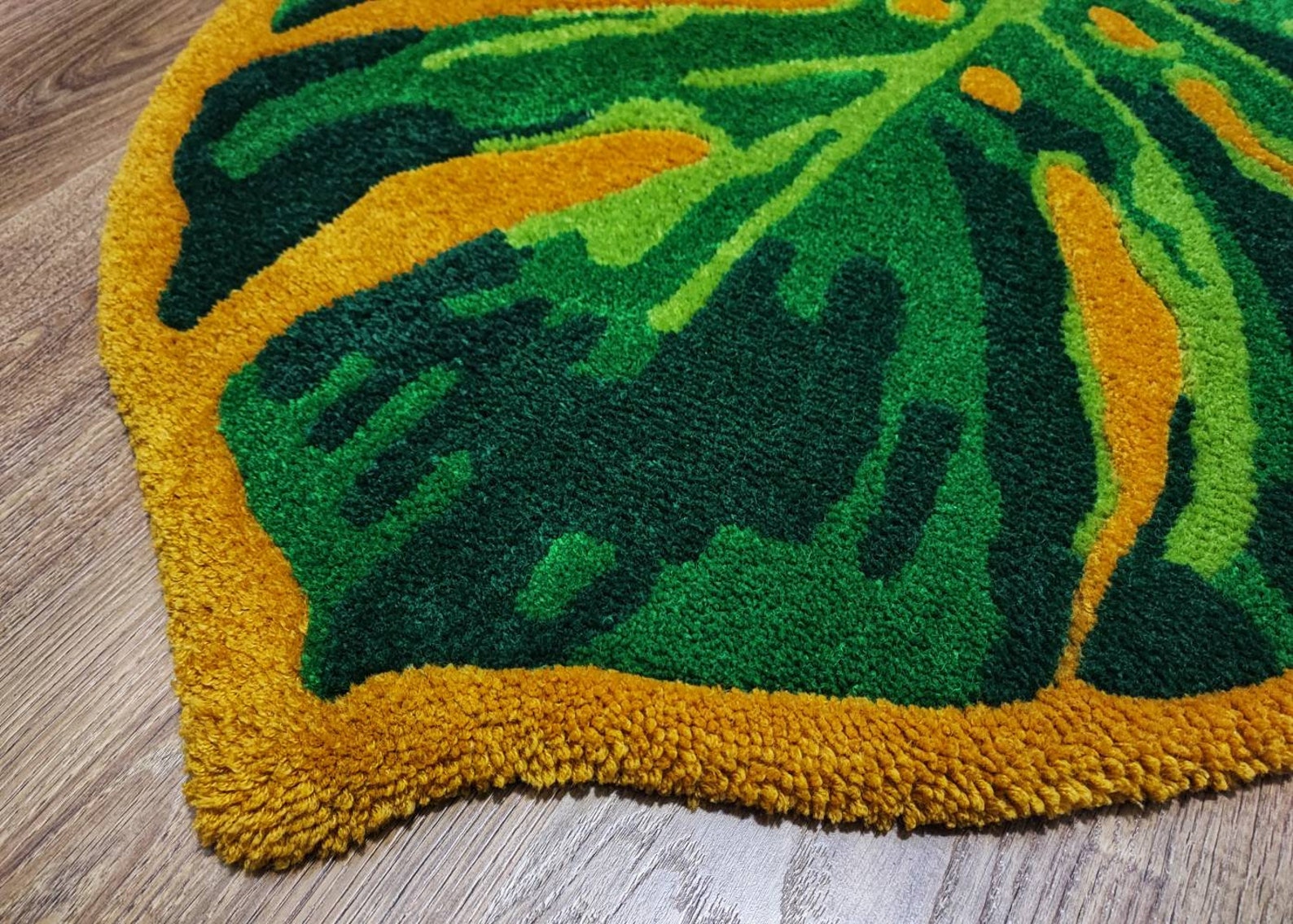Handmade Tufted Rug Monstera Deliciosa Leaf Rug, Houseplant Inspired ...