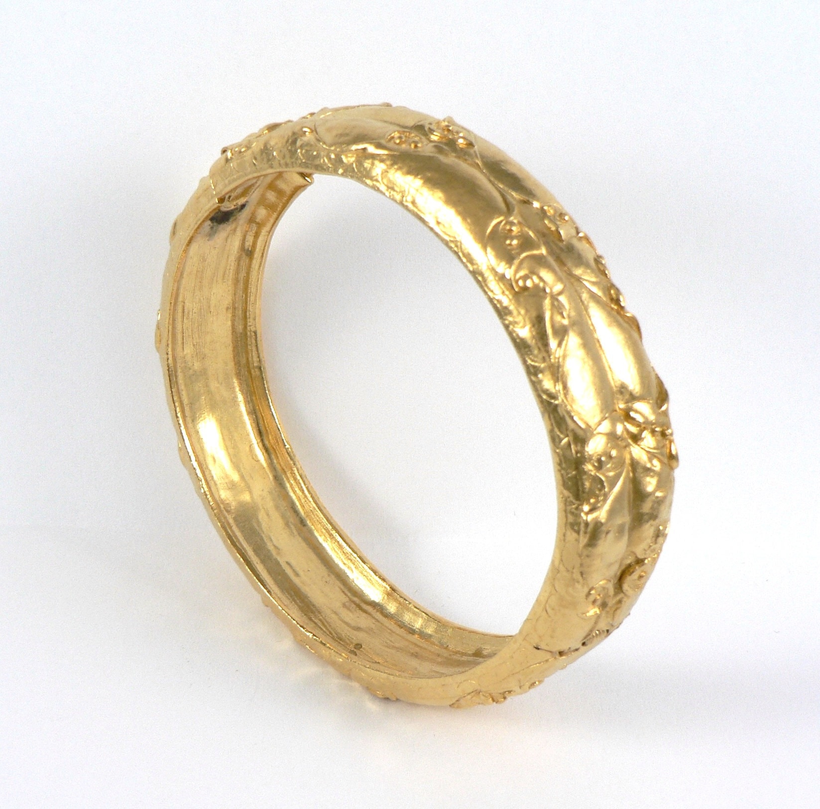 Celtic Gold Bangle Bracelet - Etsy