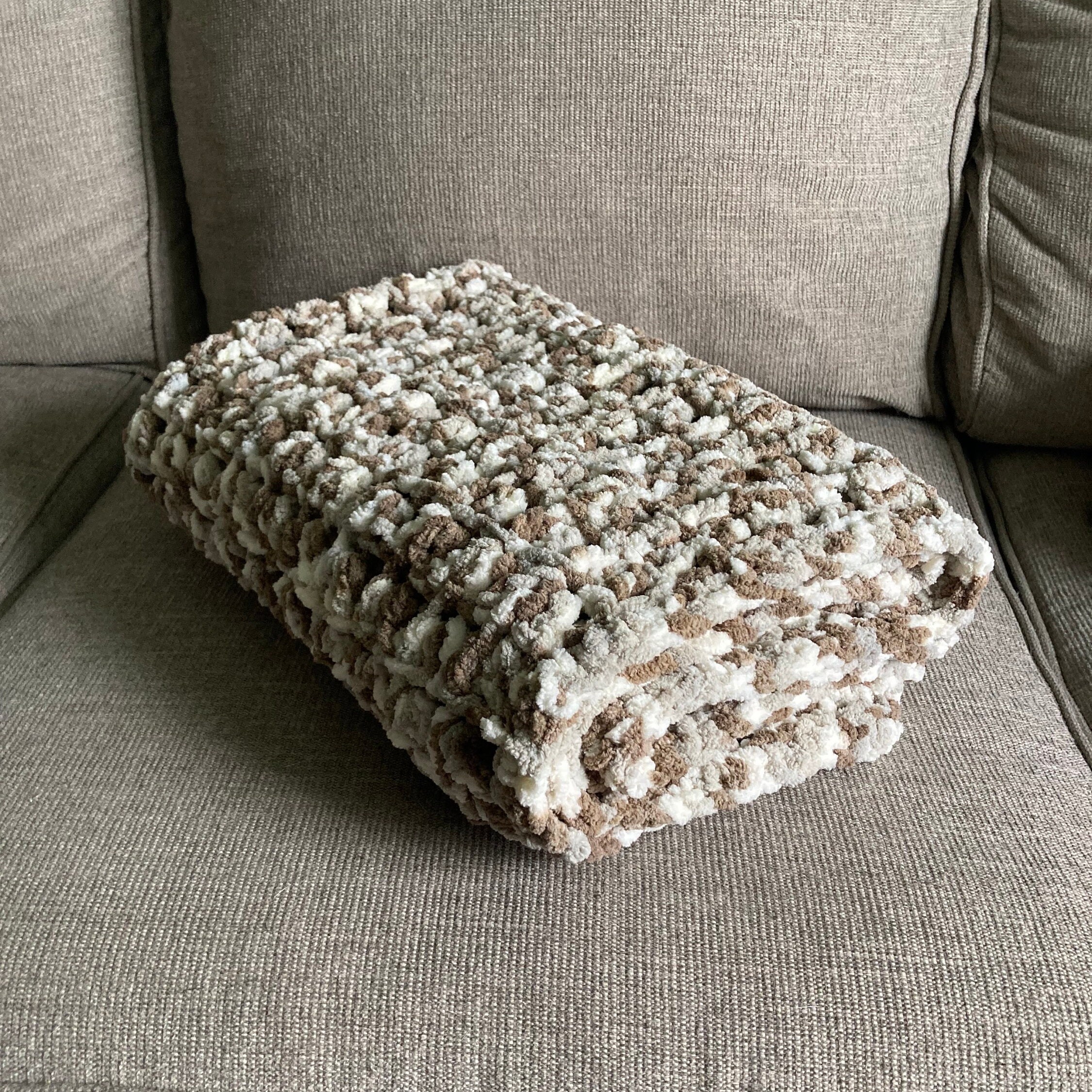 Custom Initial Crochet Baby Blanket - Etsy