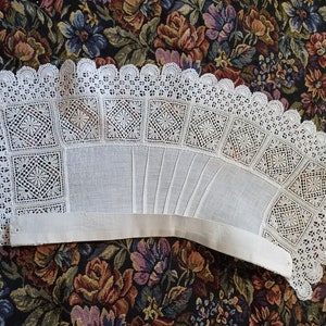 Leopold's Falling Collar - Etsy