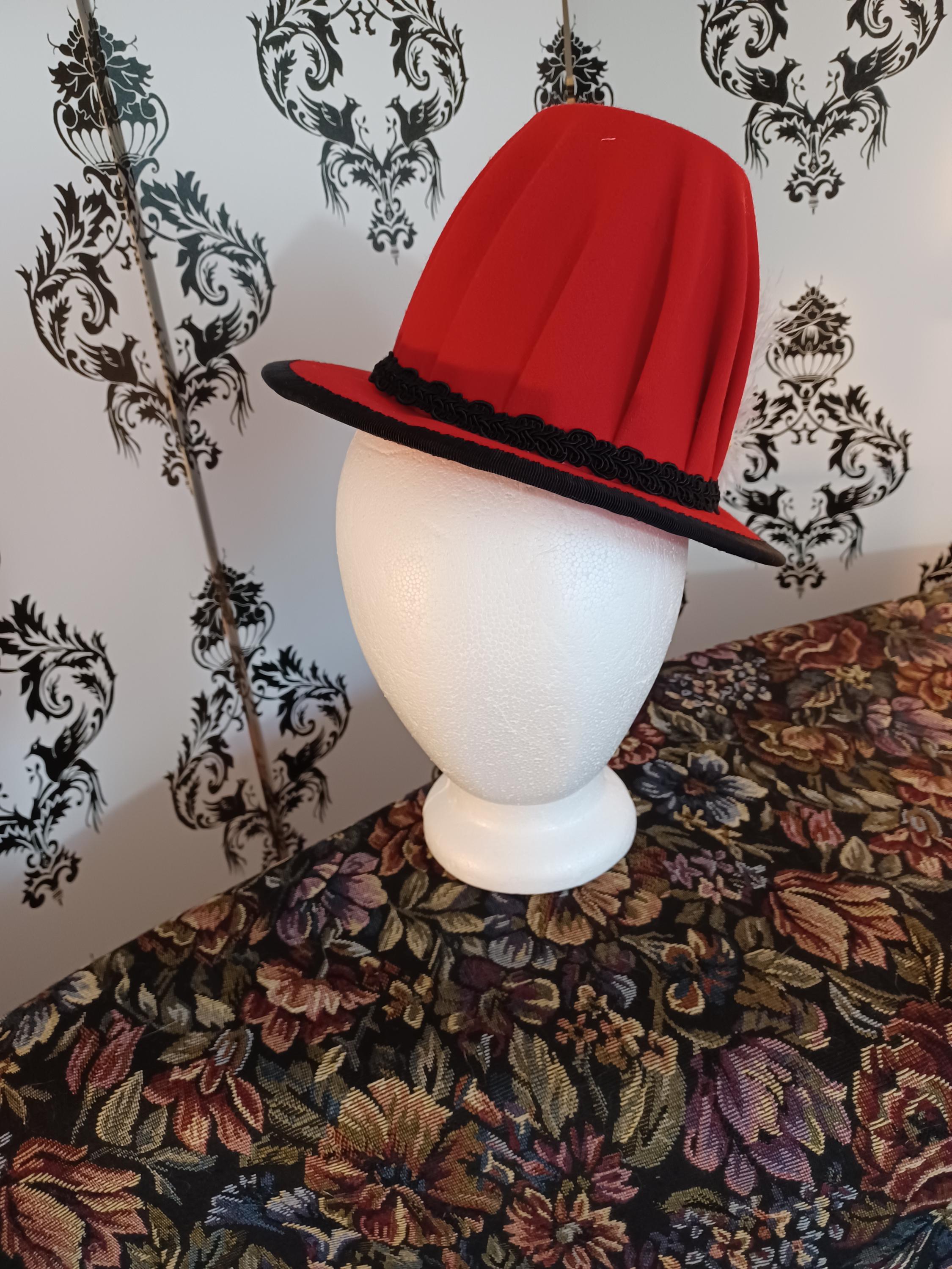 Jane's Red Wool Pleated Hat - Etsy