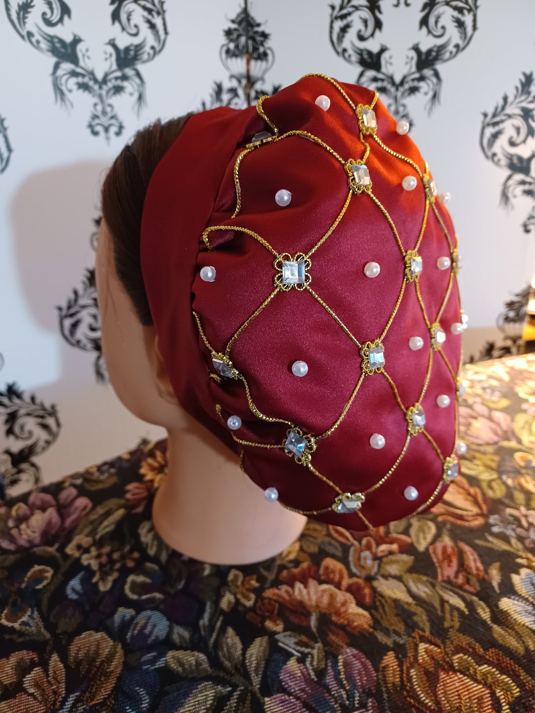 Lady Bess's Red Satin Caul - Etsy