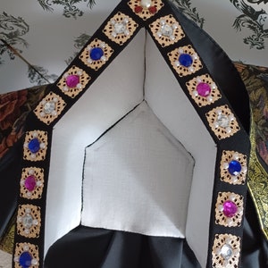 Lady Anne's Early Gable Hood - Etsy