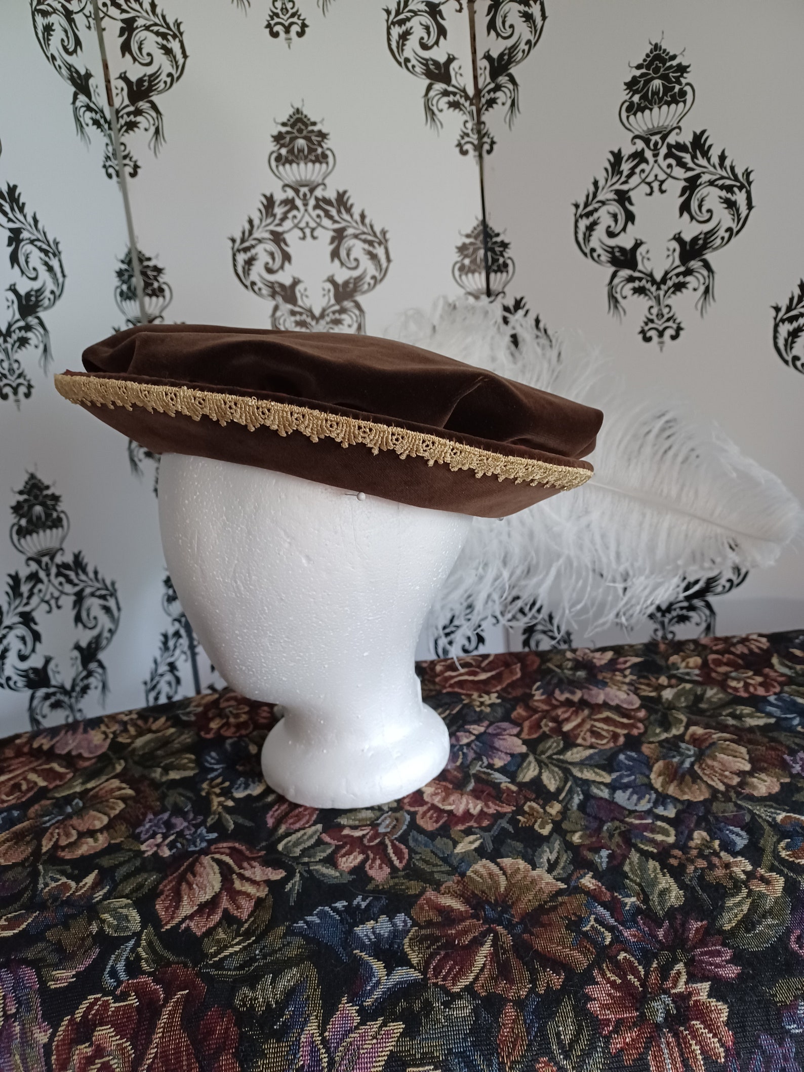 Sir Nick's Bonnet - Etsy