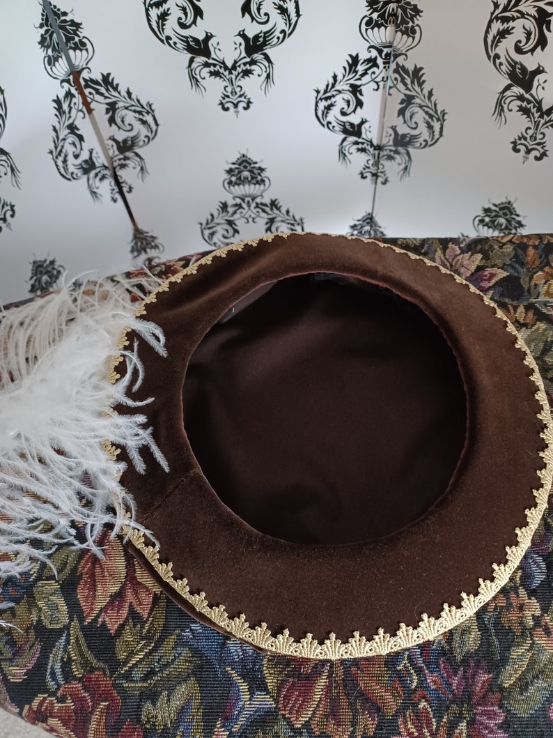 Sir Nick's Bonnet - Etsy