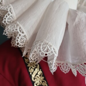 Lady Lucy's Ruff, 15 Neck - Etsy