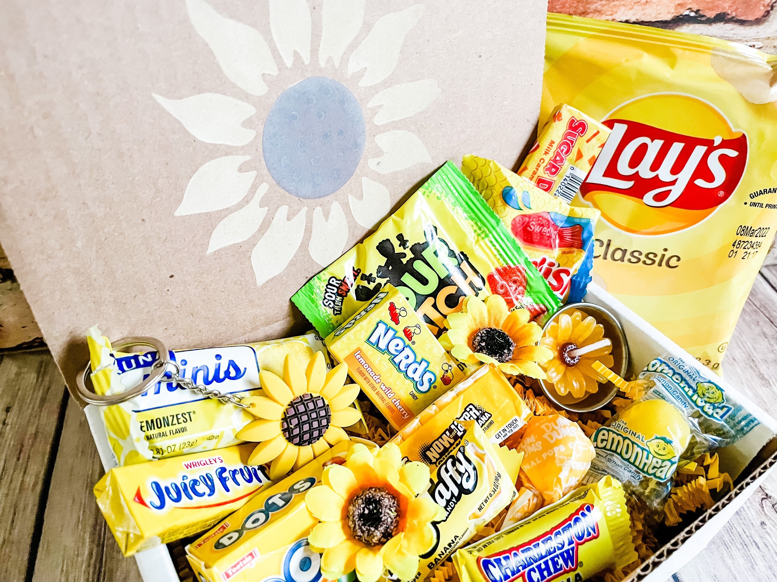 HELLO BEAUTIFUL Sunflower Snack Box Sunshine Gift Yellow - Etsy
