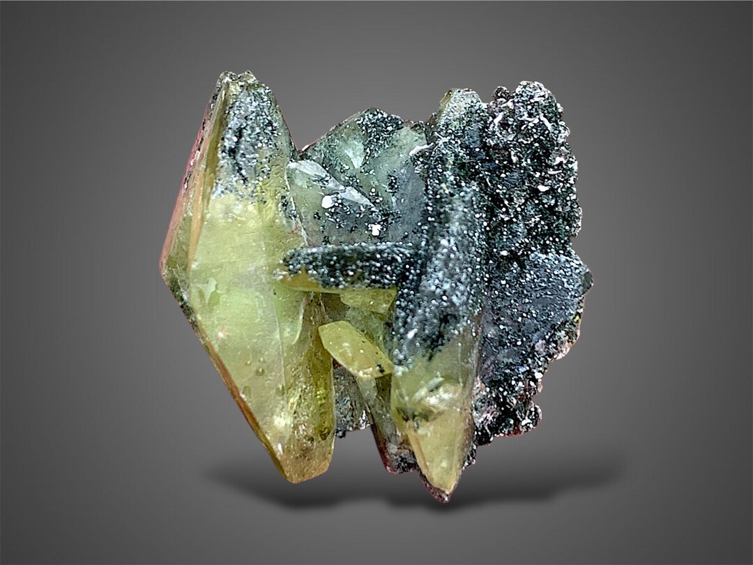 Sphene Crystal, Green Titanite Crystal, 21 Carat Natural Green Titanite ...