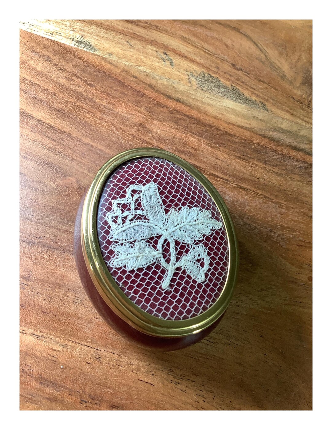 Vintage Framecraft Pill Box With Embroidered Lace: Made in UK - Etsy