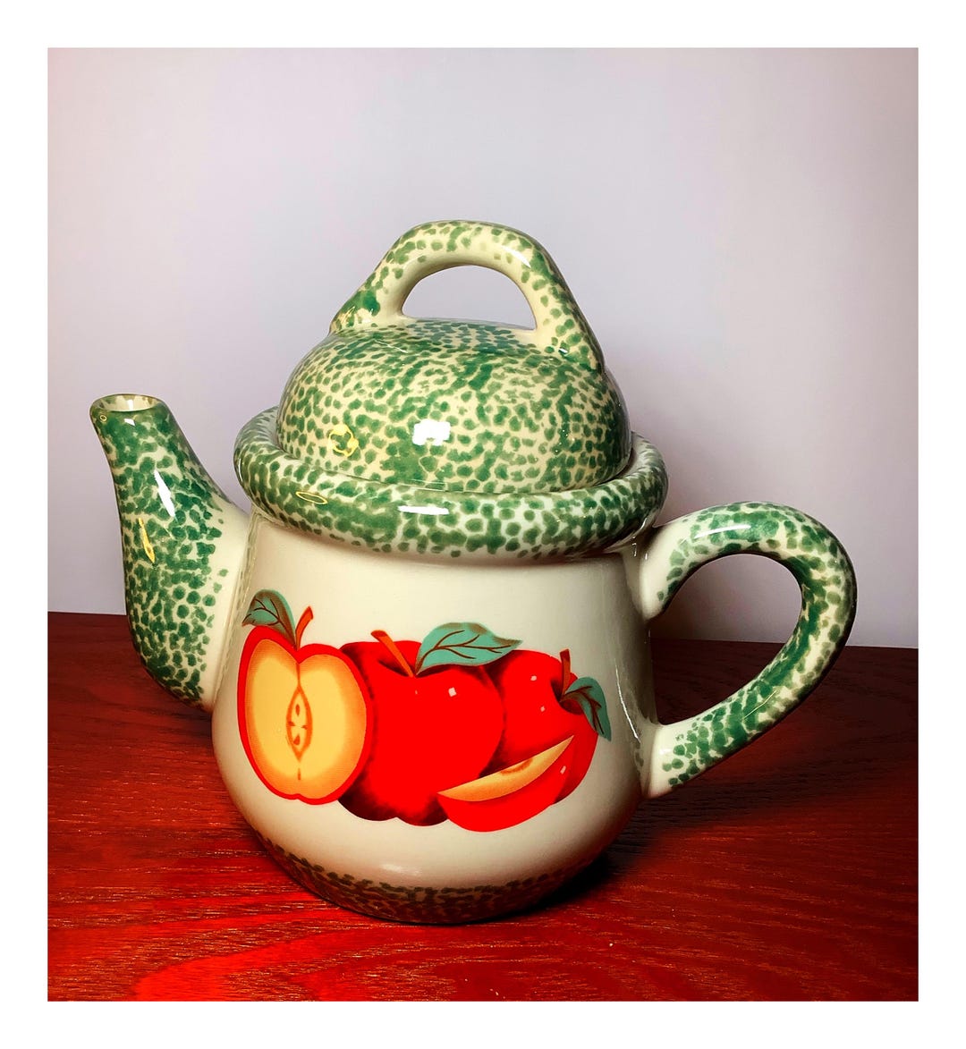 Vintage 80’s Apple Design Teapot, Cottage Core, Grandma Core, Unique ...