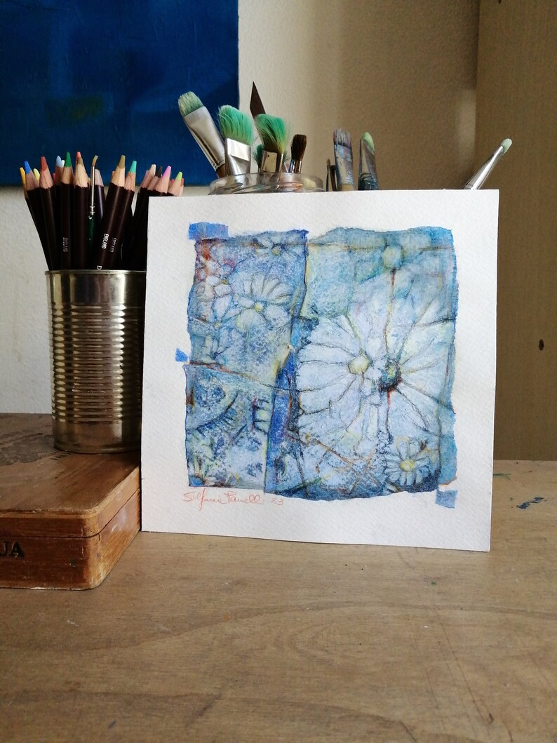 Small Blue Flower Graphic Wall Art Work, Small Flower Wall Art ...