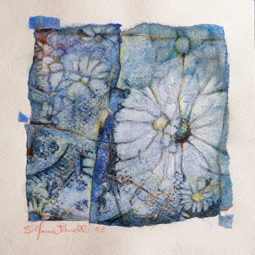 Small Blue Flower Graphic Wall Art Work, Small Flower Wall Art ...