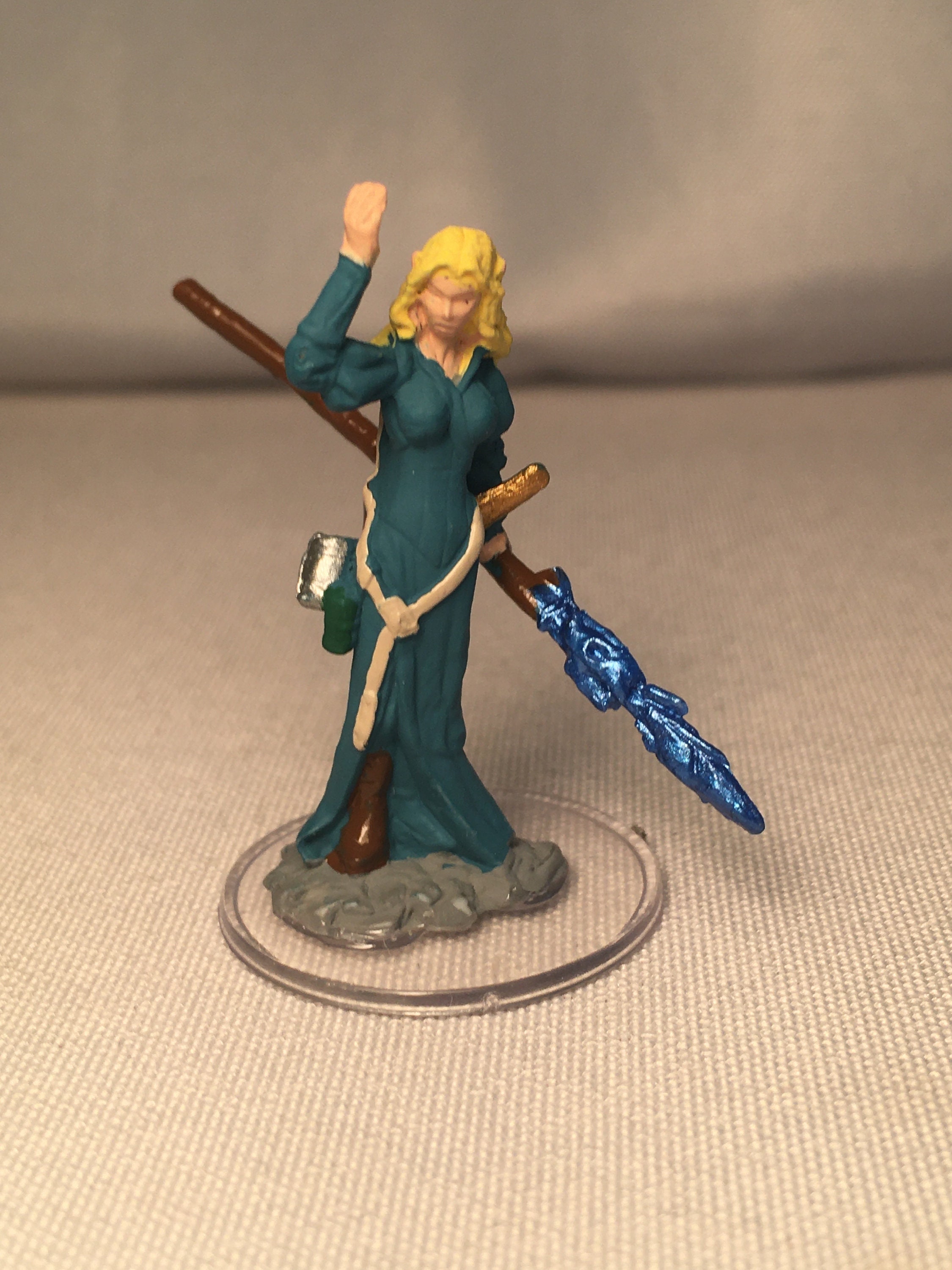 Eladrin Wizard Miniature